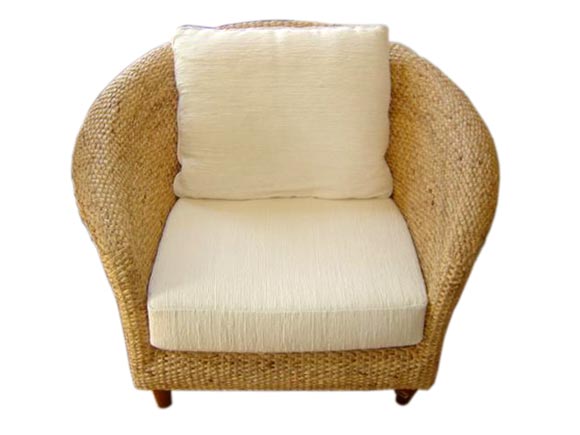 Scallop Backed Water Hyacinth Chair at 1stDibs