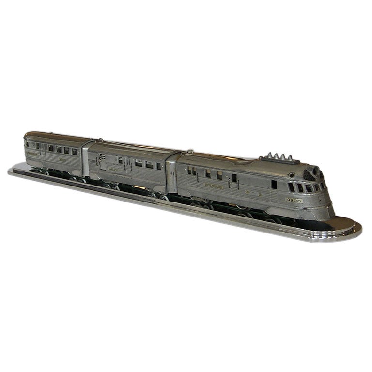 Burlington Zephyr Model Train W/ Custom Streamline Display Stand at 1stDibs