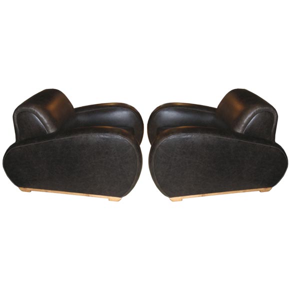Pair of Large Art Deco Streamline Leather Club Chairs at 1stDibs