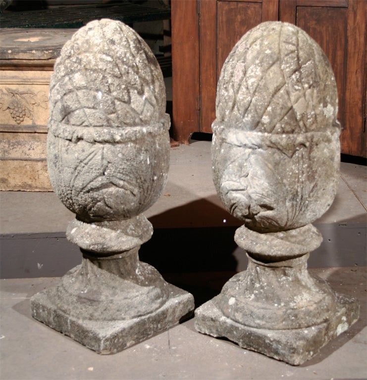 Pair of English cast stone gate pier finials For Sale at 1stDibs