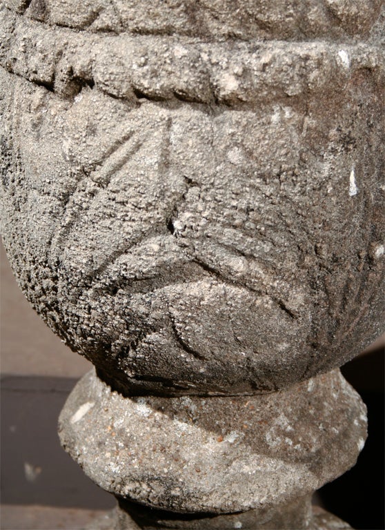 Pair of English cast stone gate pier finials For Sale at 1stDibs