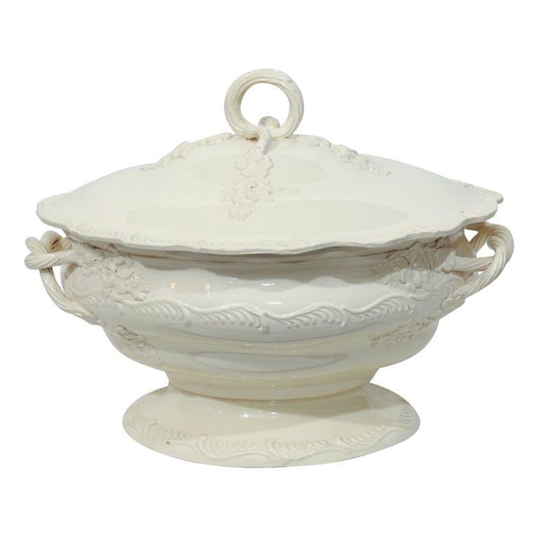 An 18th Century English Creamware Tureen at 1stDibs