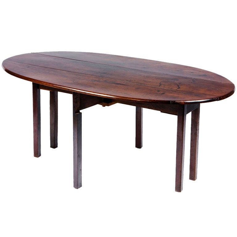 18th Century Irish Mahogany Hunt Table at 1stDibs