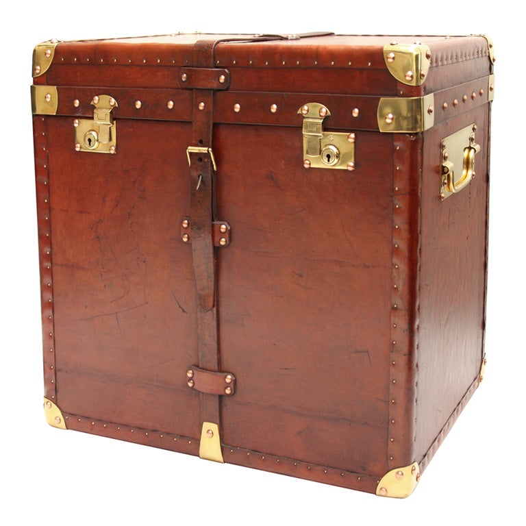VINTAGE LEATHER TRUNK at 1stDibs