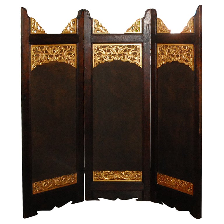 THREE PANELS HAND CARVED OAK SCREEN at 1stDibs