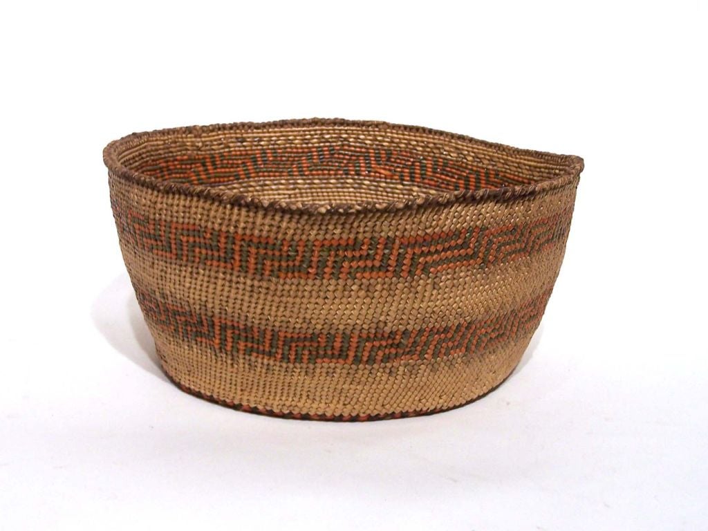 Fine and Rare Tlingit Spruce Root Basket at 1stDibs