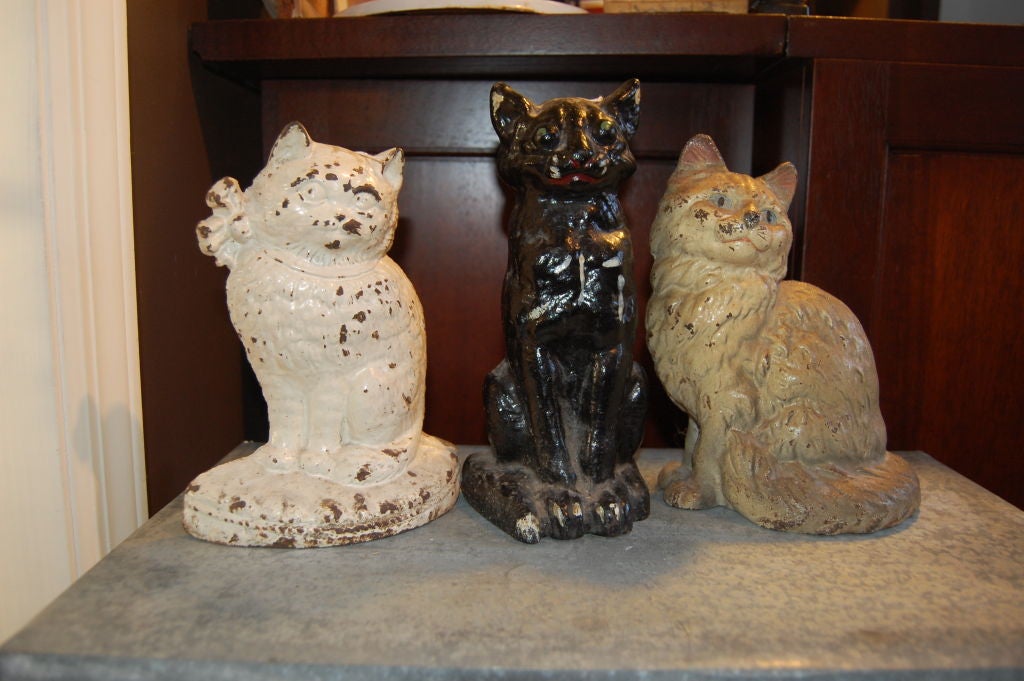 Set of six cast iron cats For Sale at 1stDibs