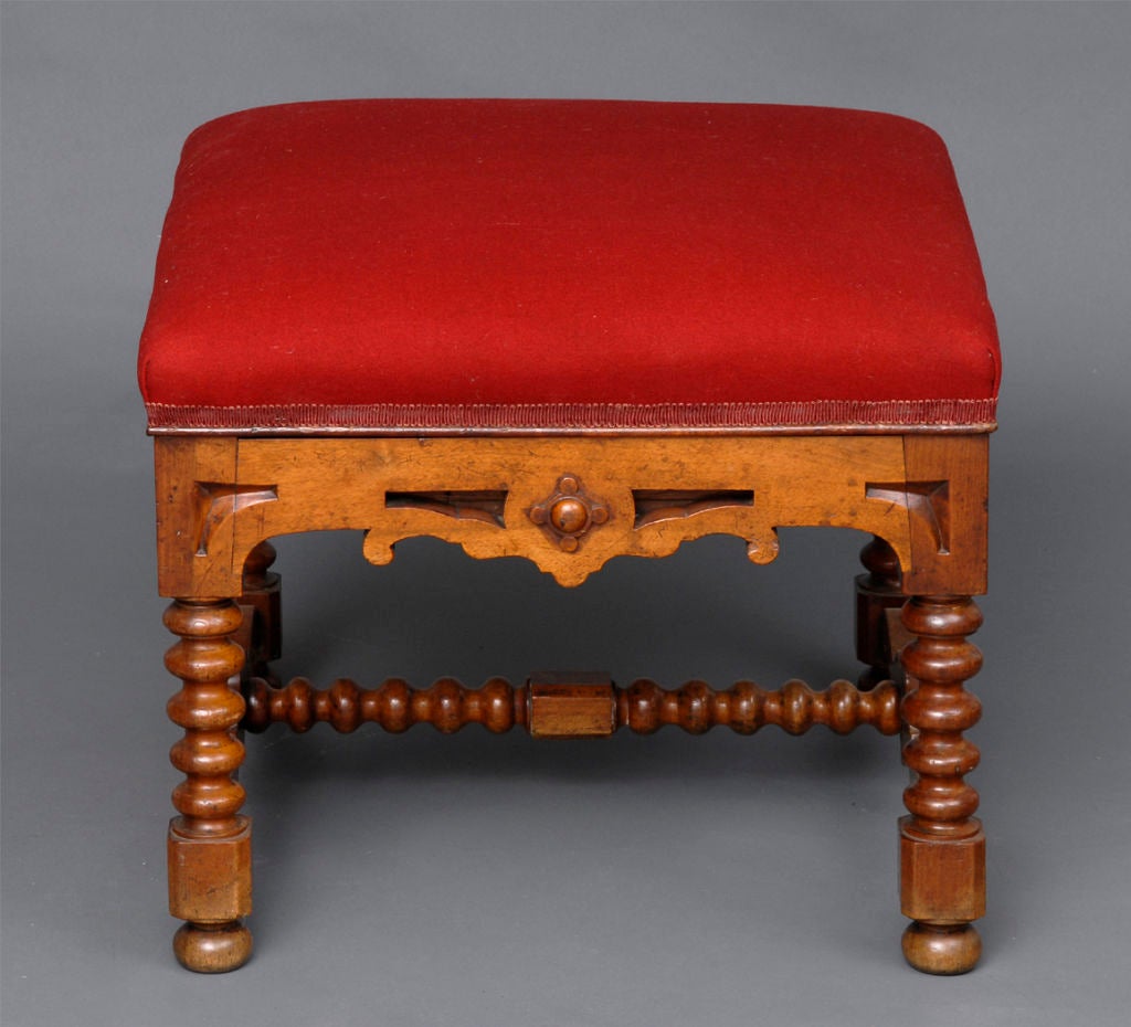 English Victorian Ottoman at 1stDibs