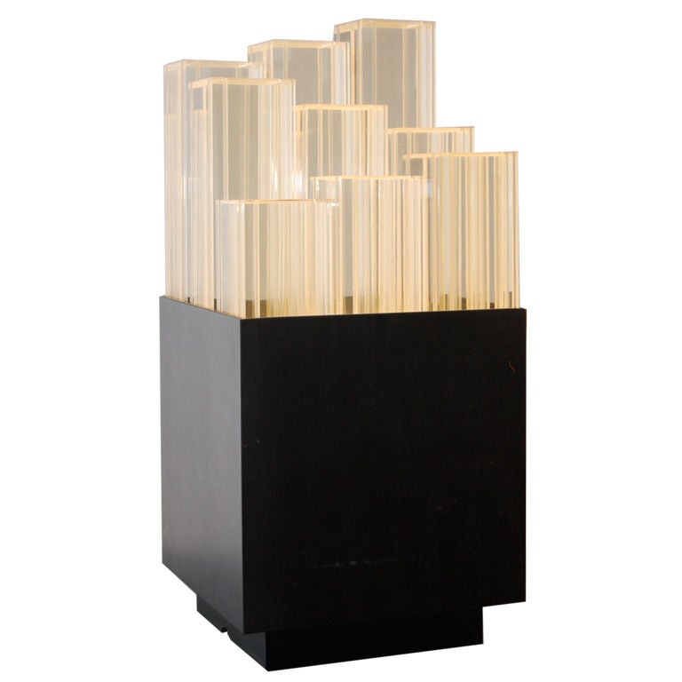 ITALIAN LUCITE LIGHT SCULPTURE at 1stDibs