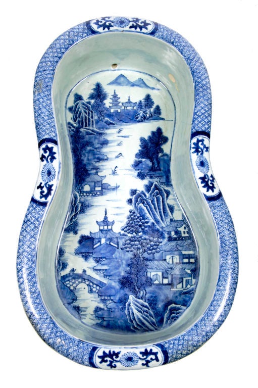 19th Century English Export Blue and White Bidet For Sale at 1stDibs ...
