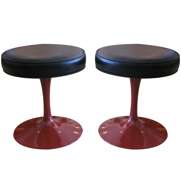Pair of Knoll Eero Saarinen "Tulip" Stools at 1stDibs