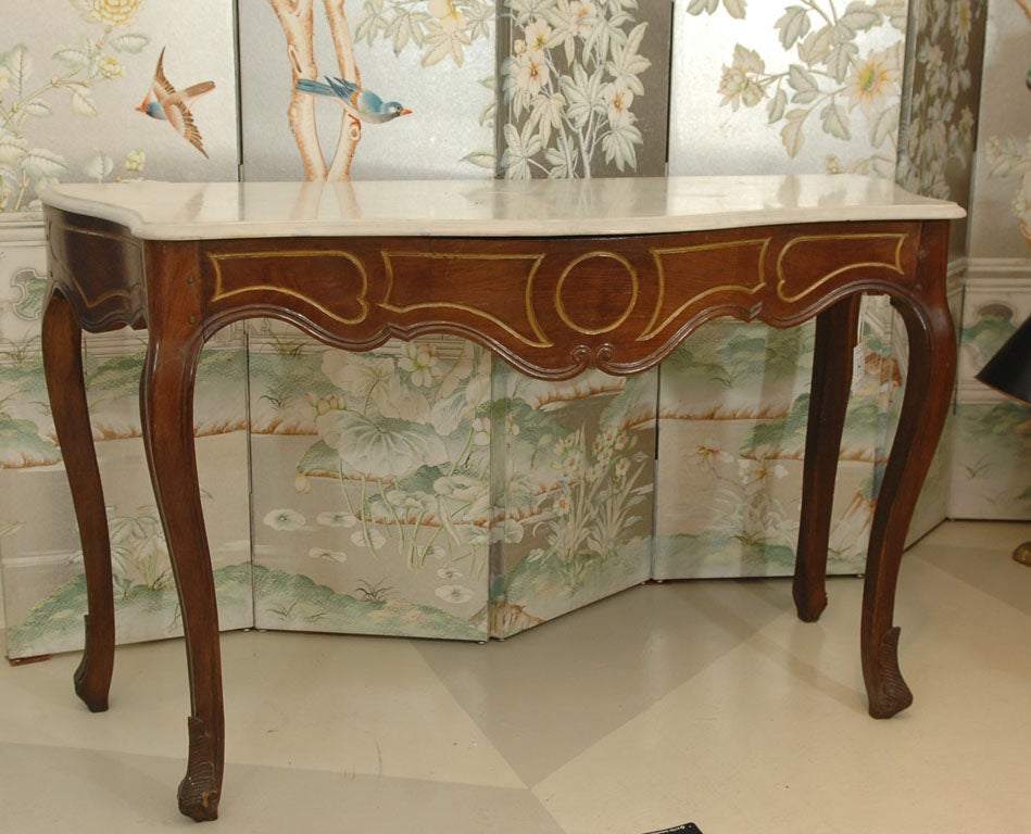 Console italienne de style rococo à plateau en marbre - En vente sur ...