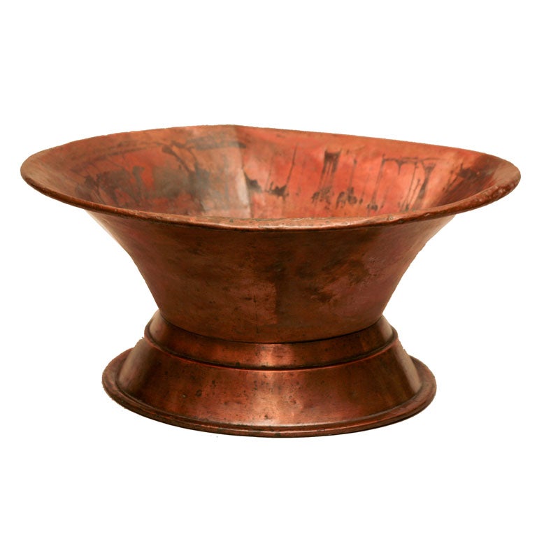 A 18TH CENTURY FRENCH FOOTED COPPER BOWL at 1stDibs