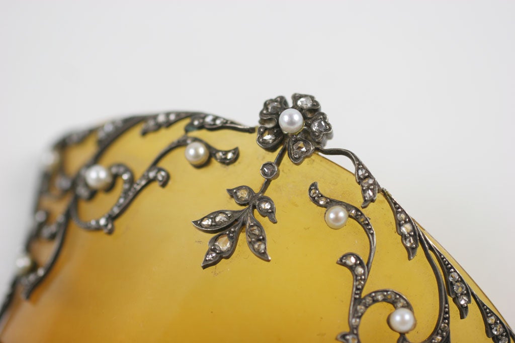 Amber Hair Comb For Sale at 1stDibs