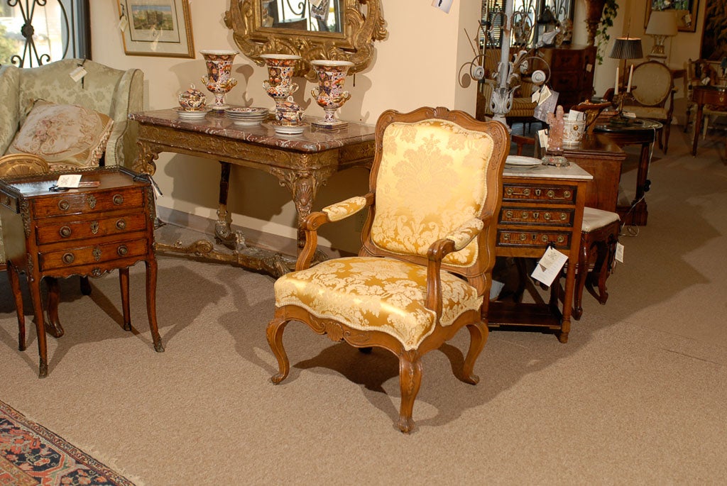 Fine Early Regence Walnut Fauteuil, Italy ca. 1730 For Sale at 1stDibs ...