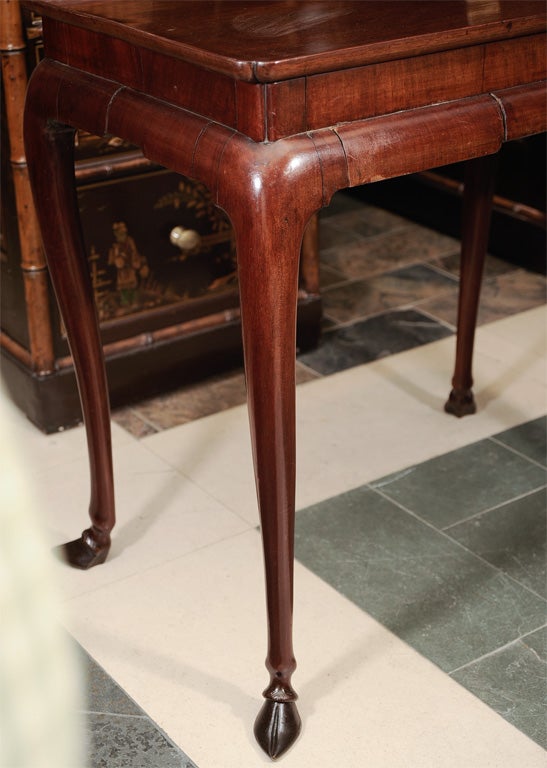 Rare Queen Ann Tea Table at 1stDibs