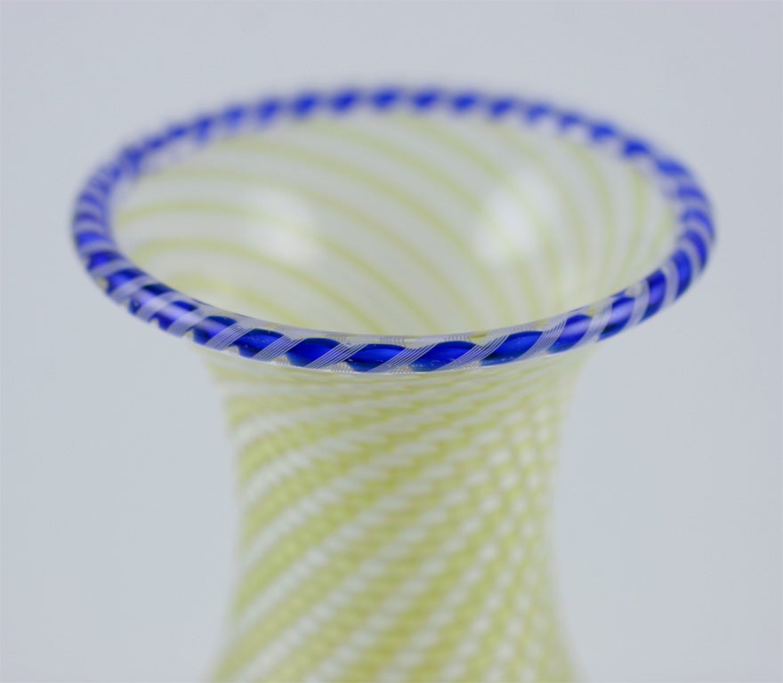 Antique St. Louis Latticinio Glass Vase For Sale at 1stDibs