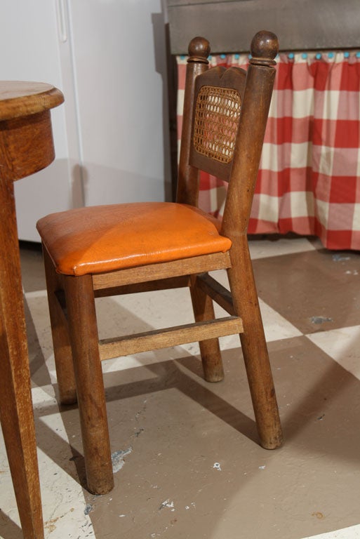 French "Goldilocks" Table and Chairs at 1stDibs | goldilocks desk