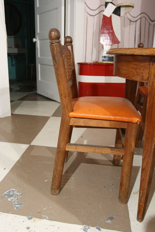 French "Goldilocks" Table and Chairs at 1stDibs | goldilocks desk