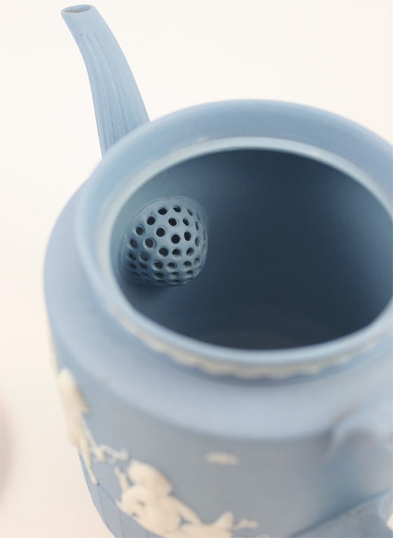 Wedgwood Blue and White Jasper Teapot For Sale at 1stDibs