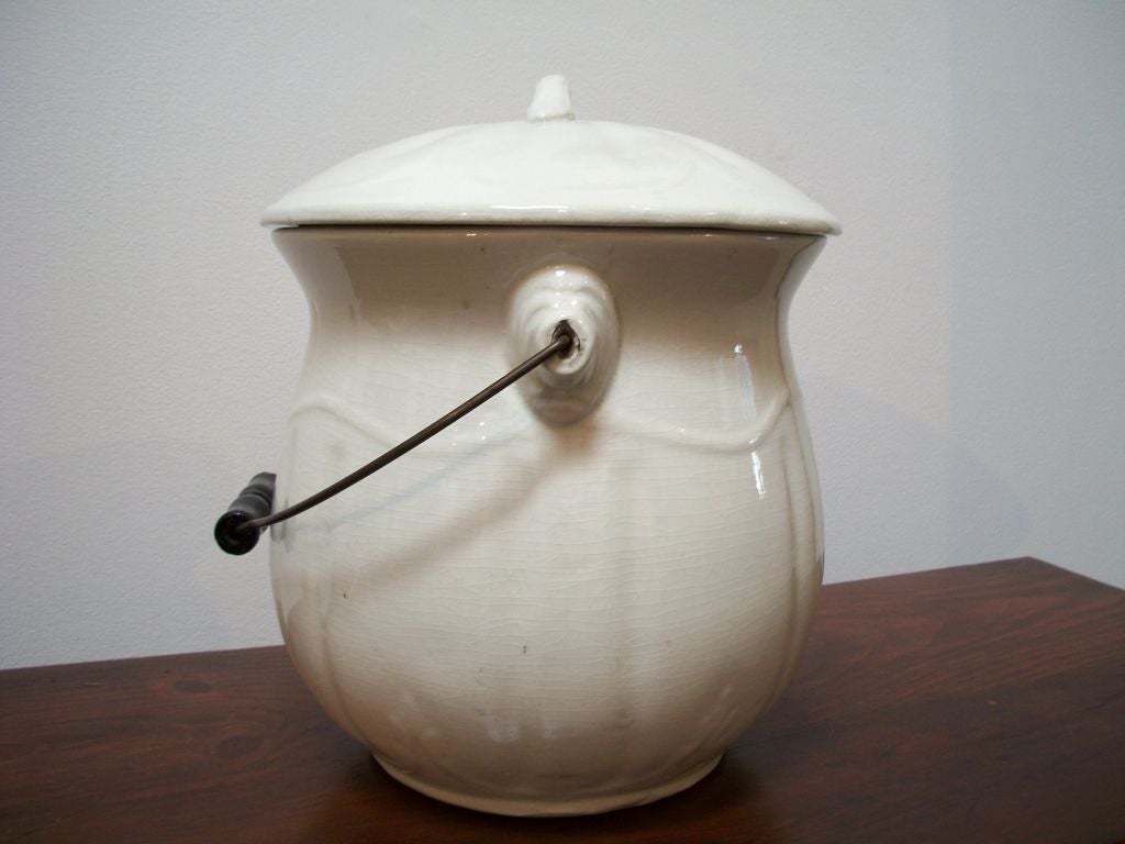 19TH C. IRONSTONE SLOP POT W/HANDLE at 1stDibs | slop jar vs chamber ...