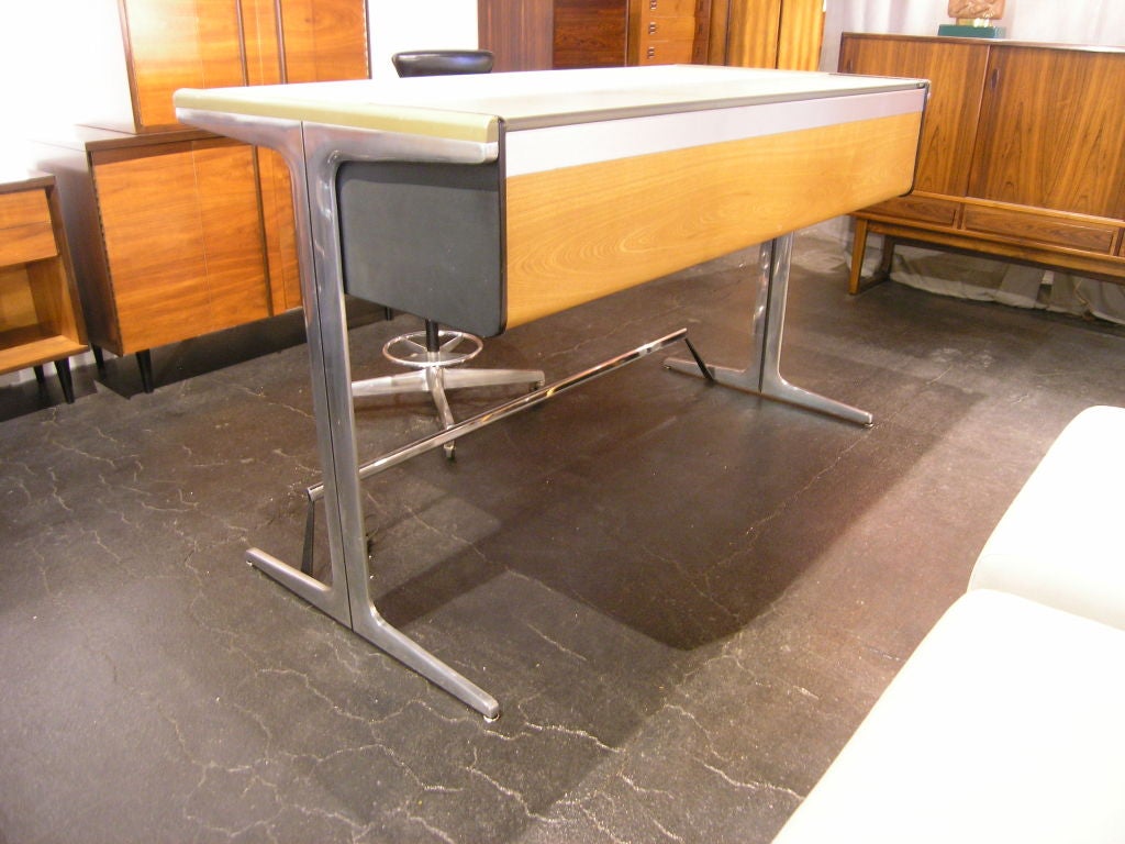 Action Office 1 Desk by George Nelson for Herman Miller at 1stDibs