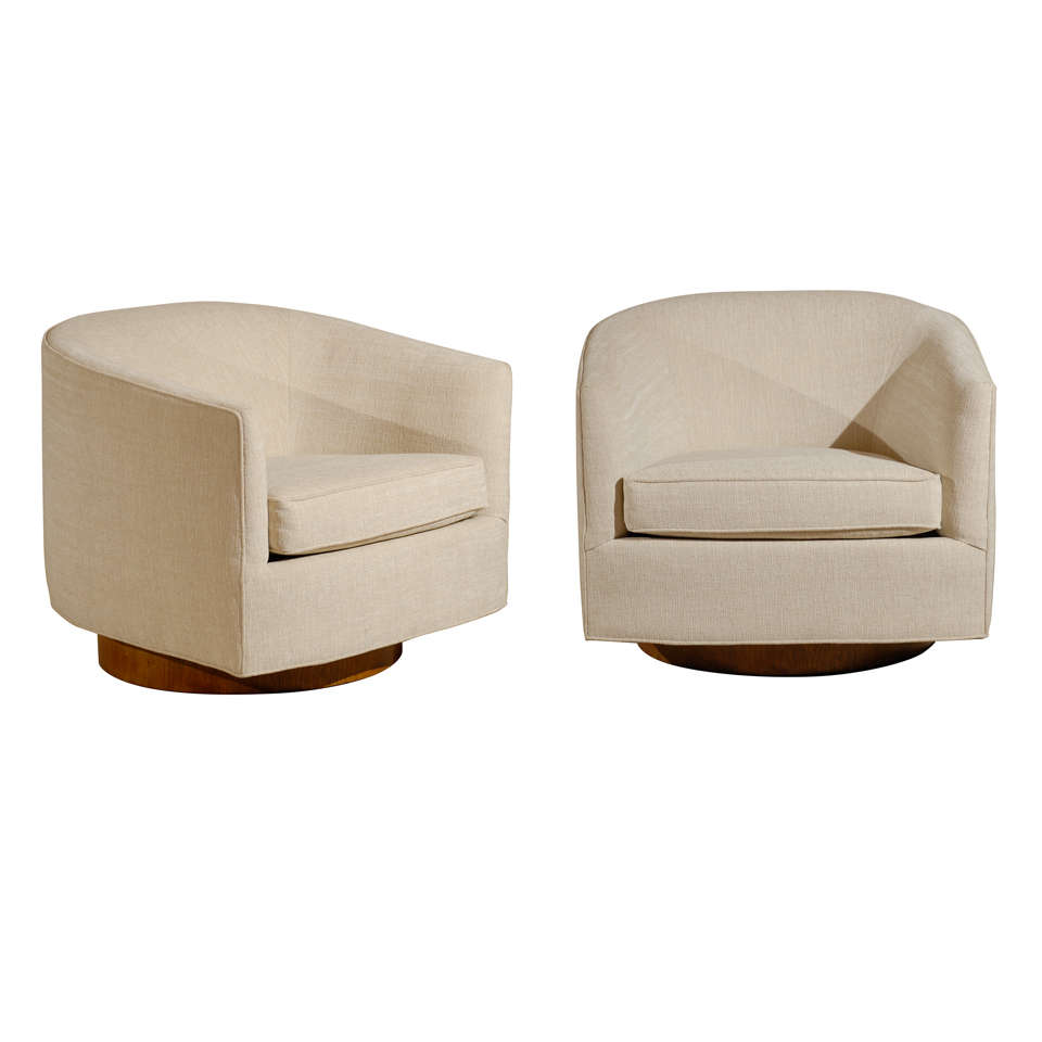 Restored Pair of Milo Baughman Swivel Rockers on Walnut Base at 1stDibs