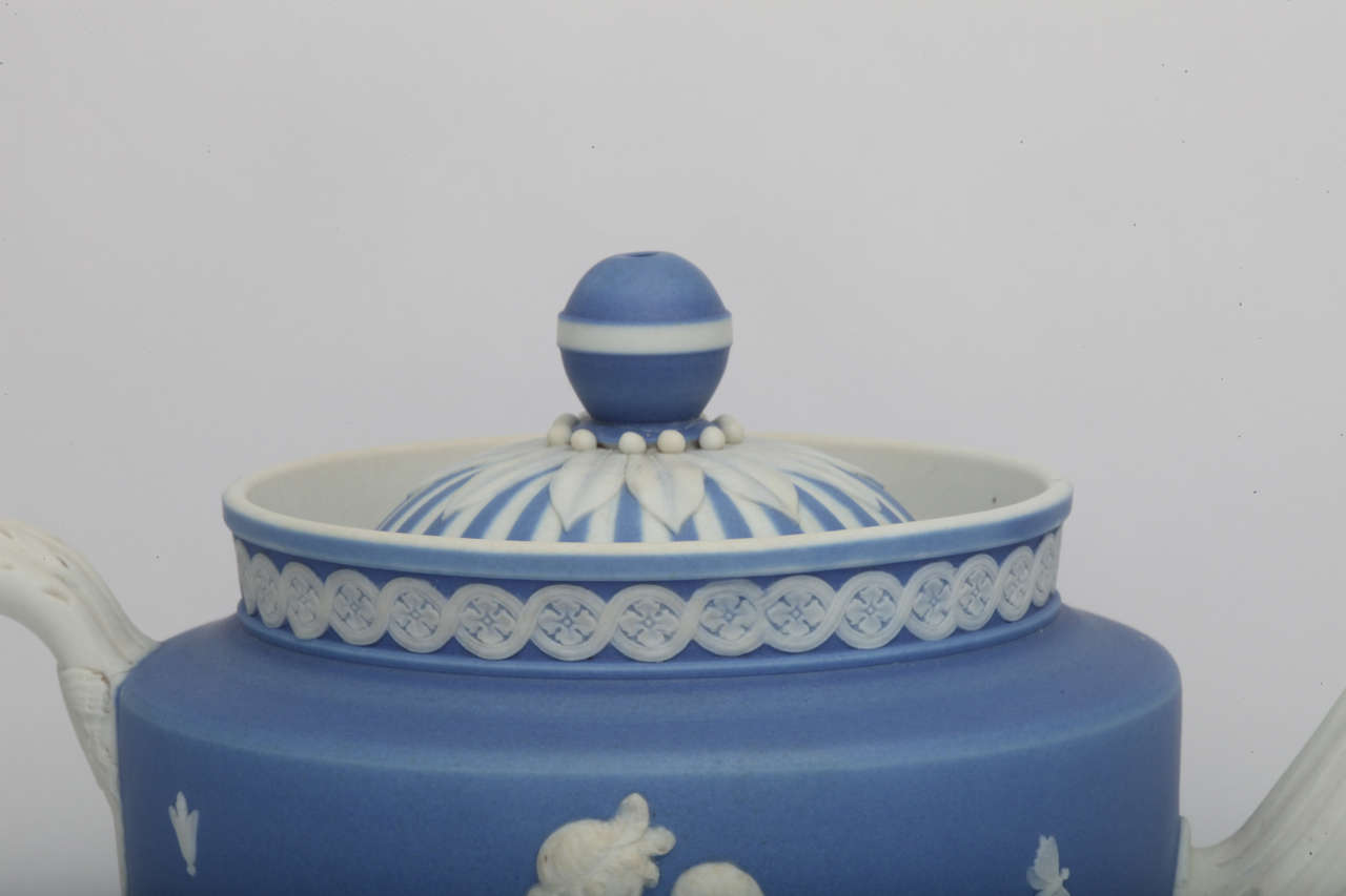 A Rare Wedgwood Jasper Teapot For Sale at 1stDibs