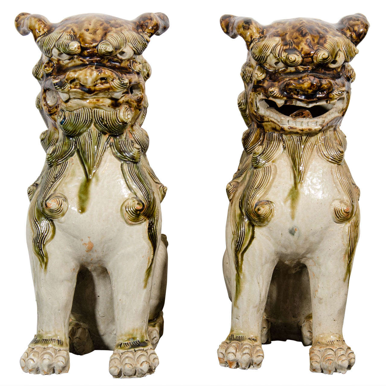 A Pair of Late Edo Period Sculptural Japanese Porcelain Foo Dogs at ...