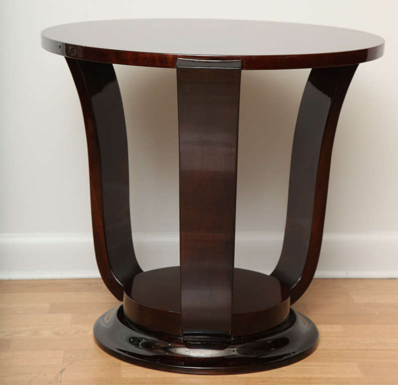 Art Deco Round Side Table For Sale at 1stDibs