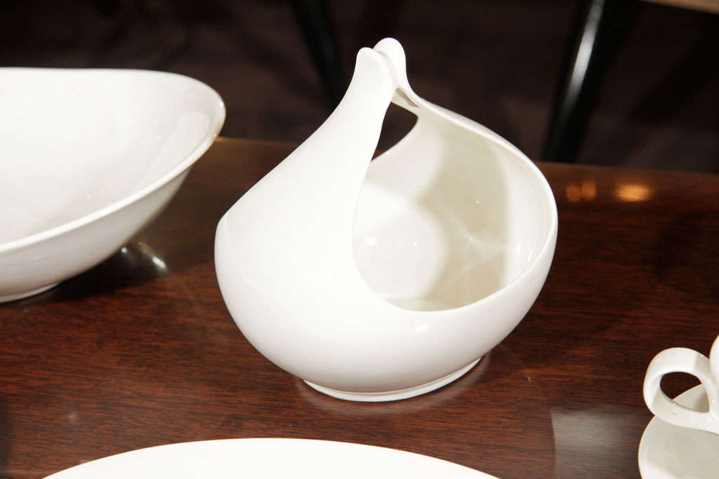 Eva Zeisel's "Hallcraft/Tomorrow's Classic" Service for Twelve at ...