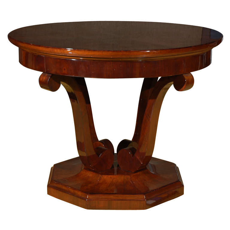 Art Deco Tulip Base Table For Sale at 1stDibs