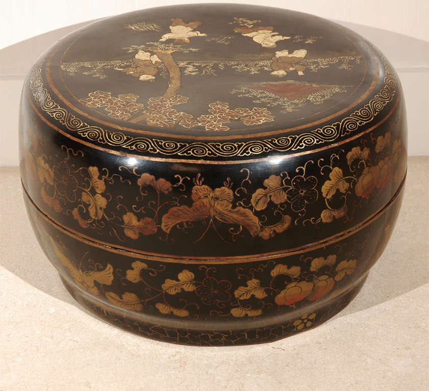 An Antique Chinese Lacquer Wedding Box at 1stDibs