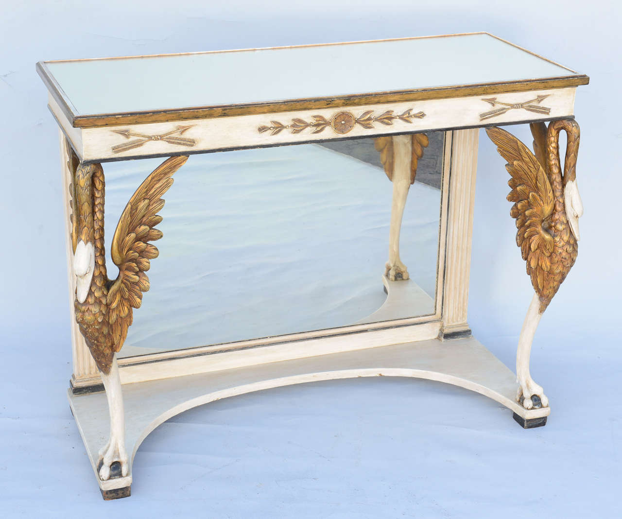 Painted and Parcel-Gilt Pier Table with Mirrored Top For Sale at 1stDibs