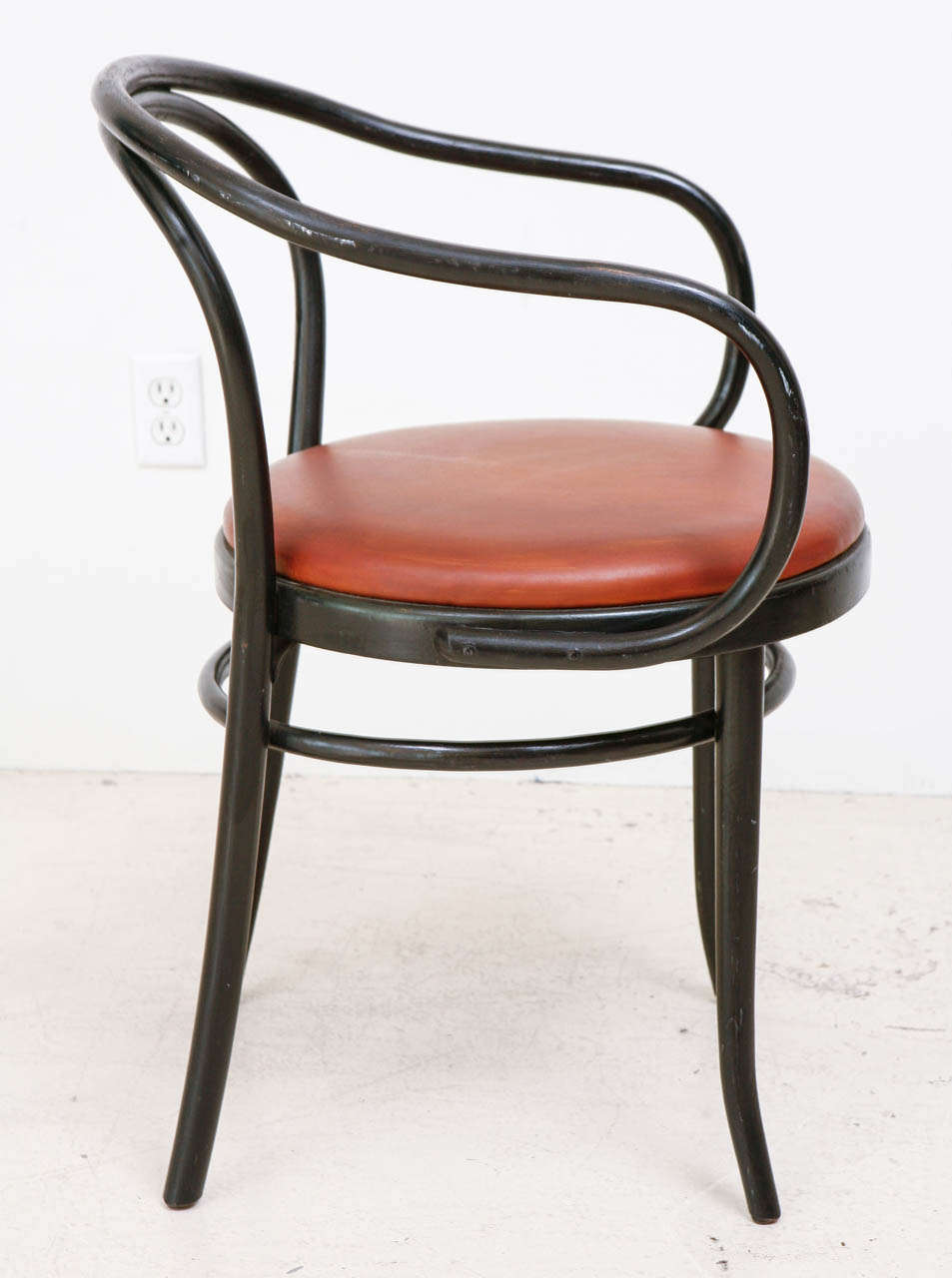 Set of 6 Matte Black and Custom Leather Thonet Chairs at 1stDibs ...