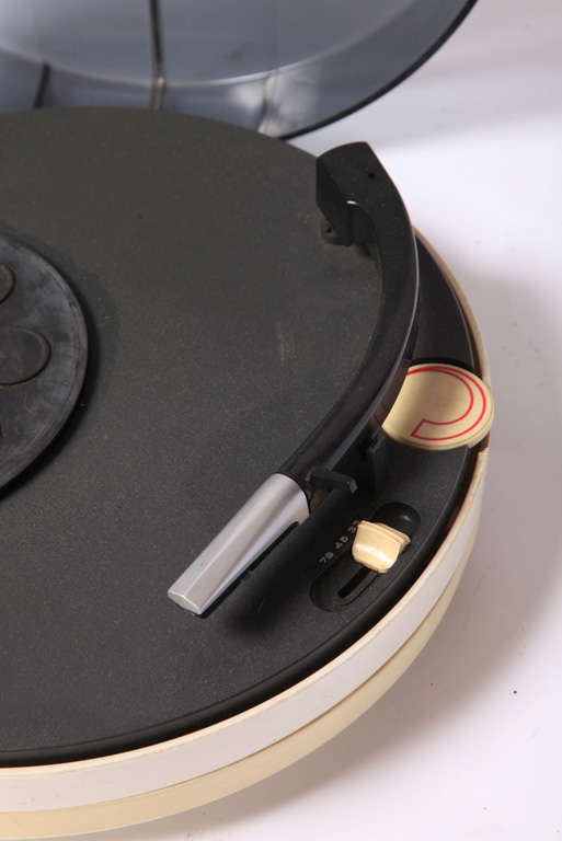 Philips Patrice Dupont-Designed Space Age UFO Record Player at 1stDibs ...