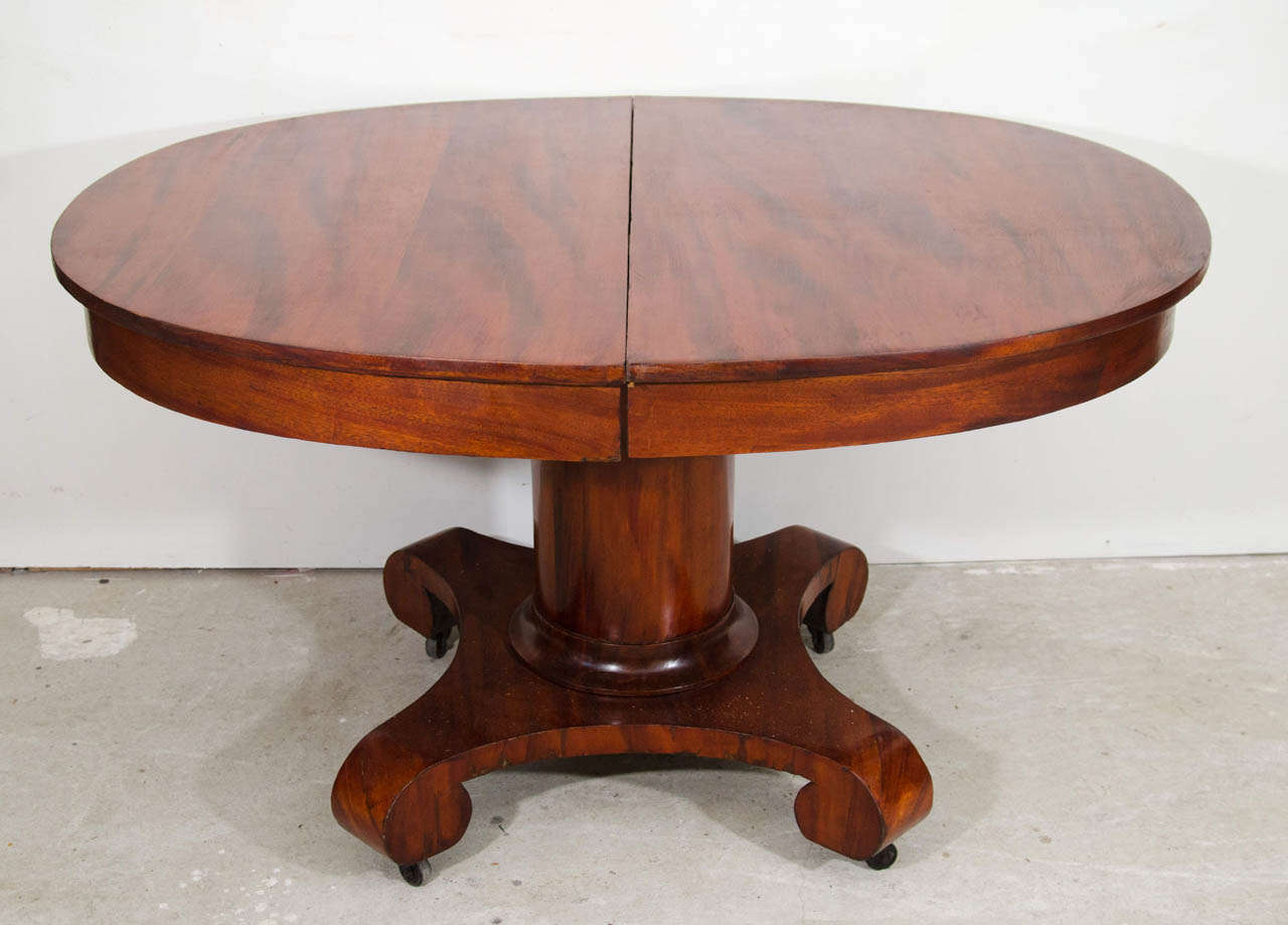 1900's Dining Room Table For Sale at 1stDibs