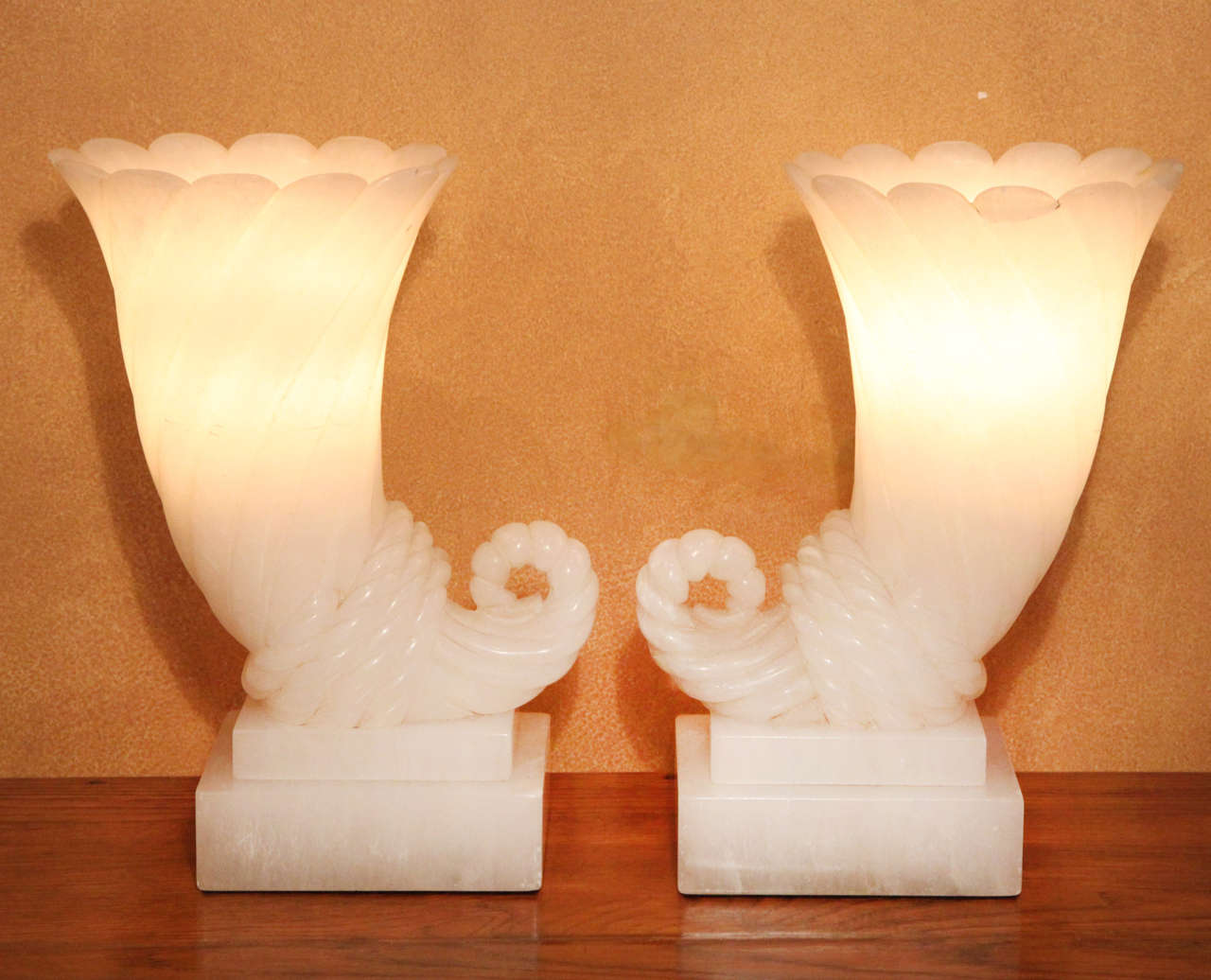 Pair of Italian 1930s Alabaster Lamps For Sale at 1stDibs