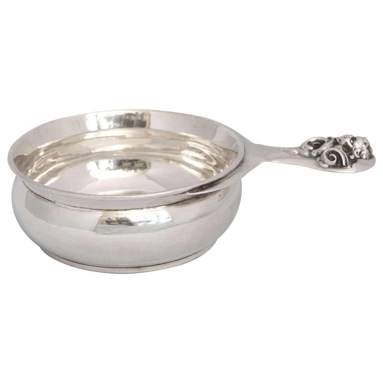 Art Nouveau Sterling Silver Porringer with Cherub Design For Sale at ...