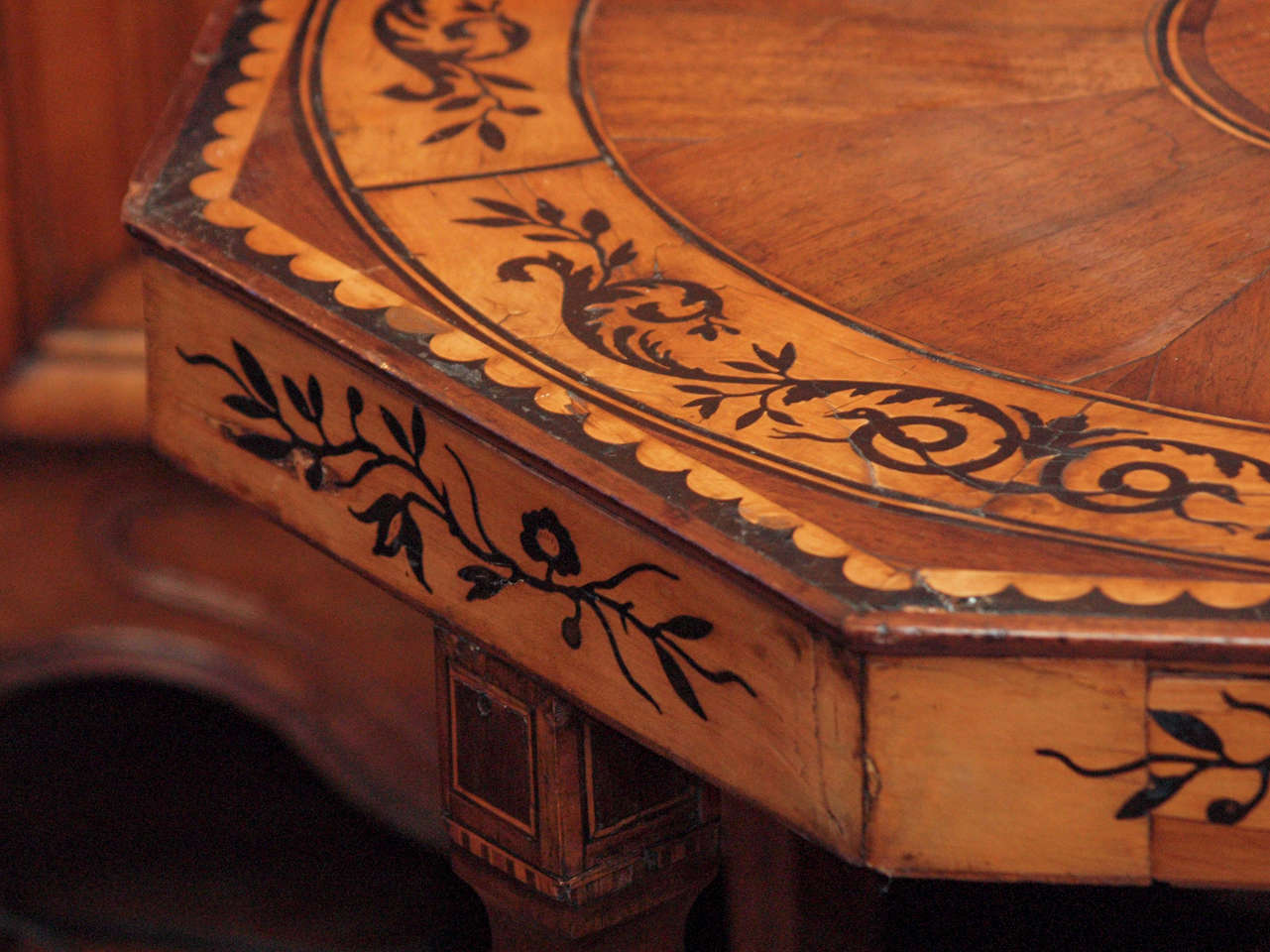 Italian Marquetry Inlaid Table at 1stDibs