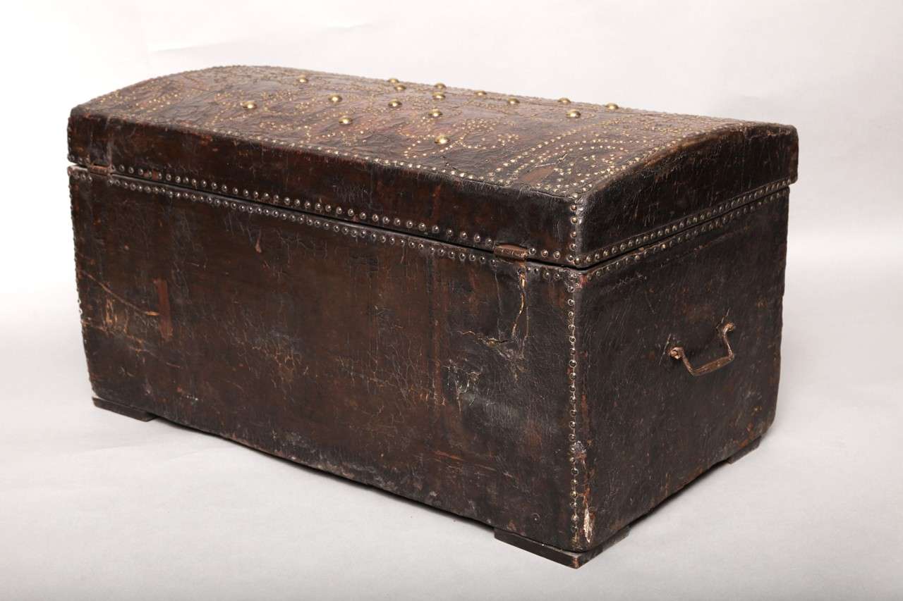 Early 18th Century Studded Leather Traveling Chest at 1stDibs | 18th ...