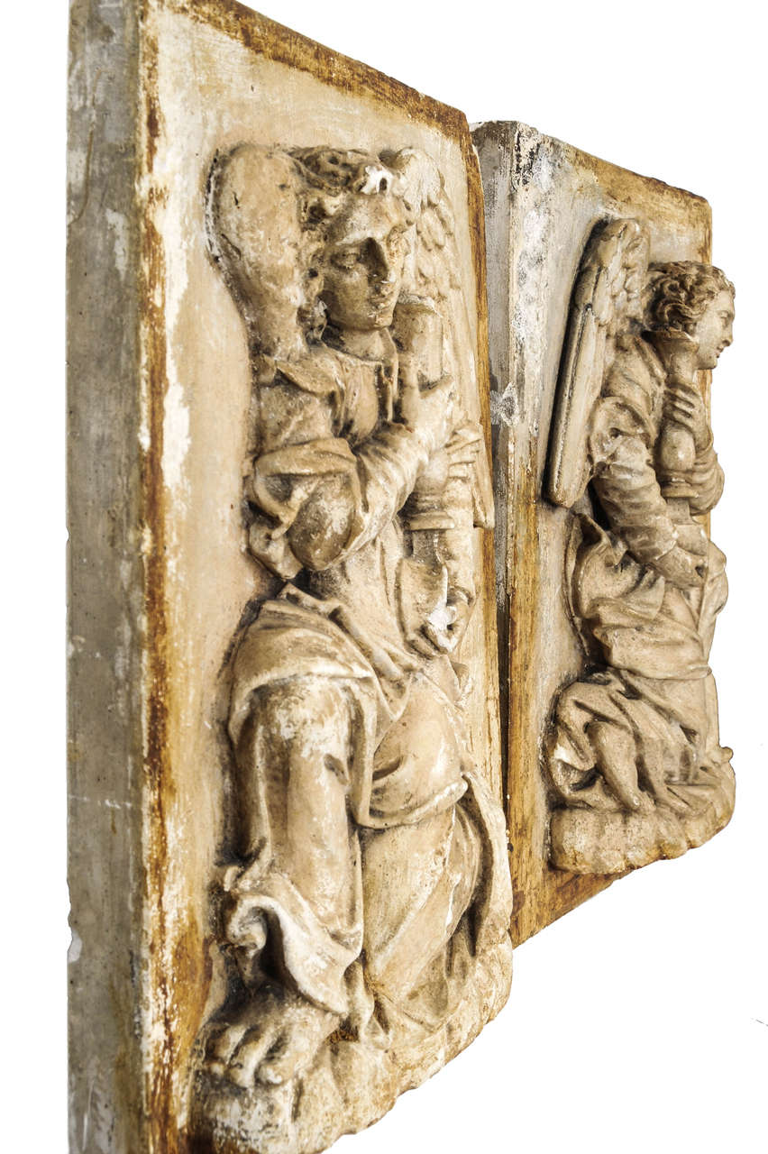 19th Century Pair of Italian Angels Bas-Relief For Sale at 1stDibs