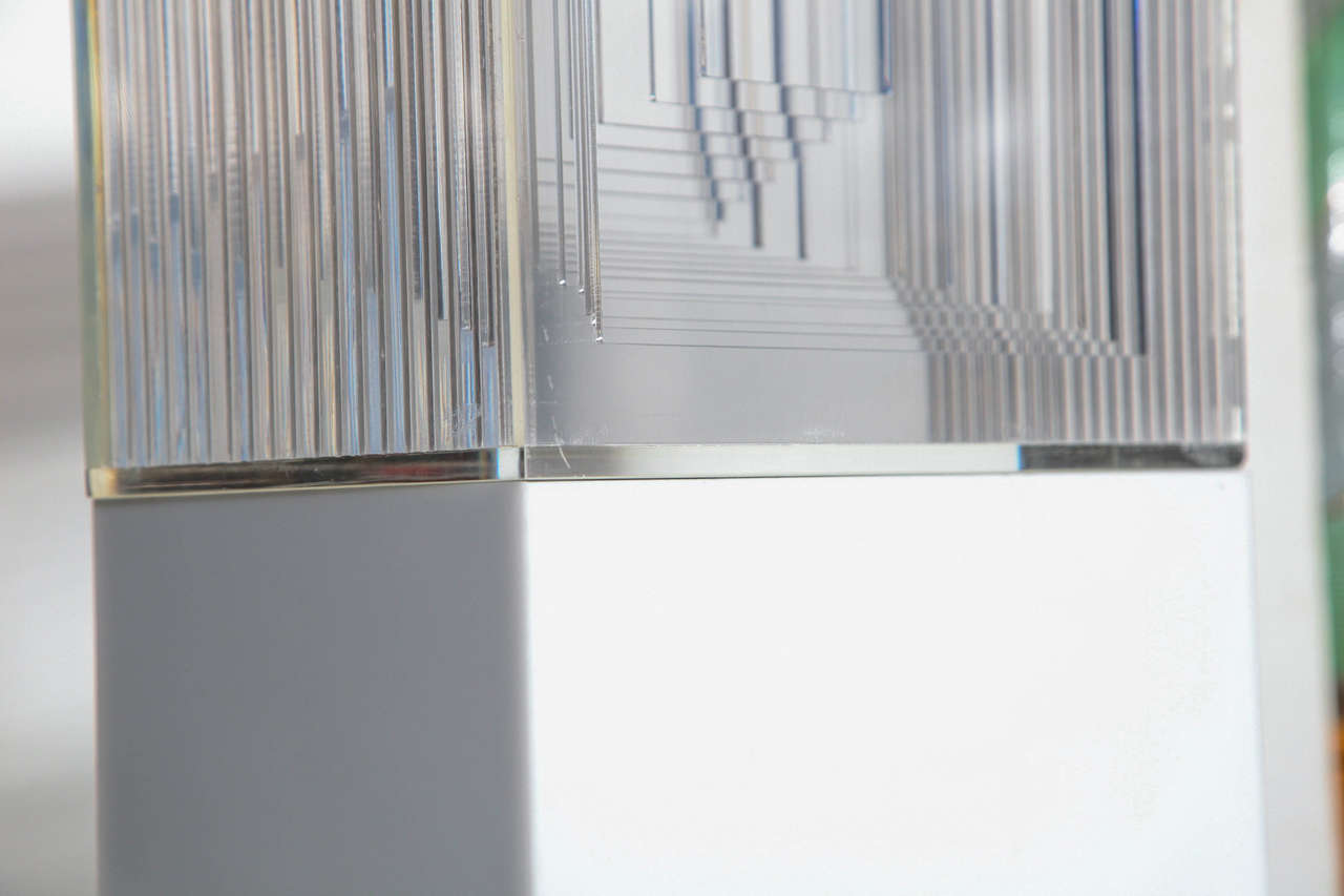 Neal Small Op Art White and Clear Lucite Lighted Table Lamp - Sculpture ...