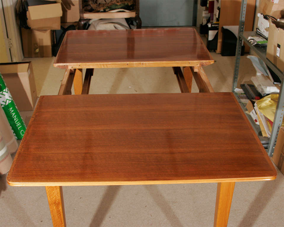 An extending oak dining Table by Gordon Russell of Broadway. at 1stDibs ...