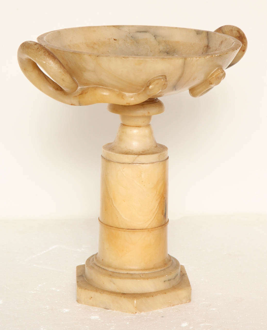 19th Century Italian Alabaster Tatza For Sale at 1stDibs