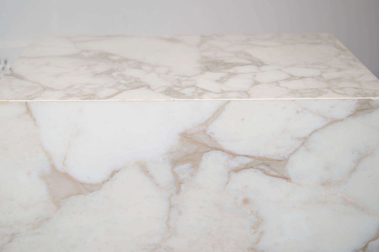 A Mid Century Pair of Cube Form Solid Marble Slab End or Side Tables at ...