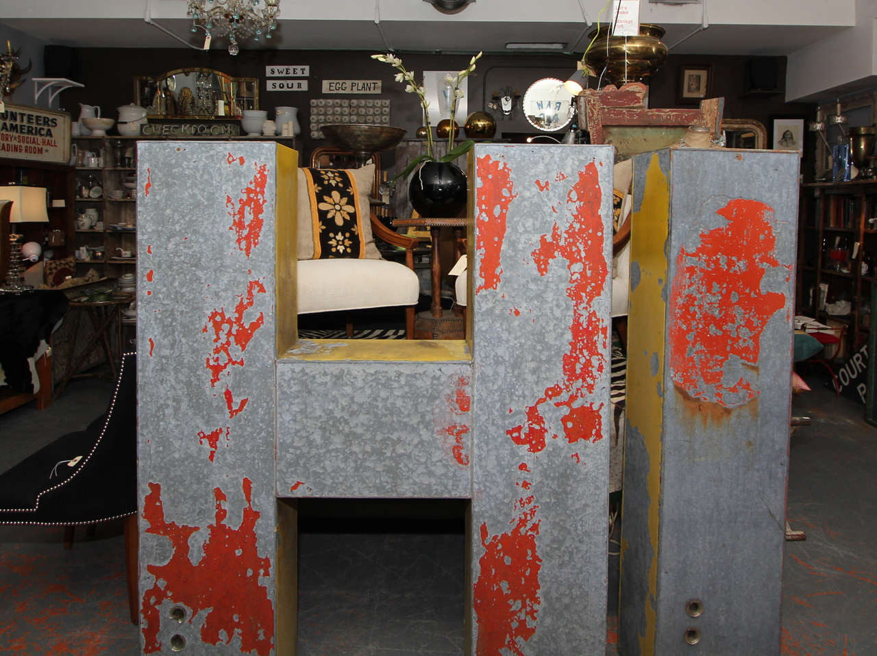 Very Big HI Letters at 1stDibs | hi in big letters