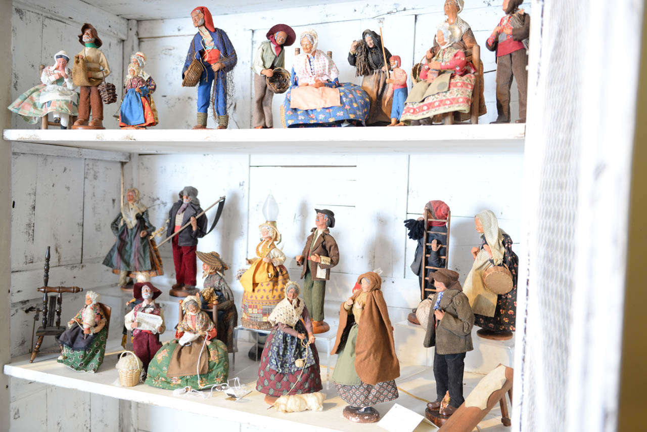 Collection of old Santons From Provence For Sale at 1stDibs