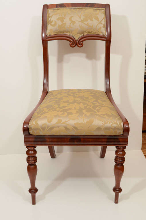 Set of Six Mahogany Dining Chairs For Sale at 1stDibs