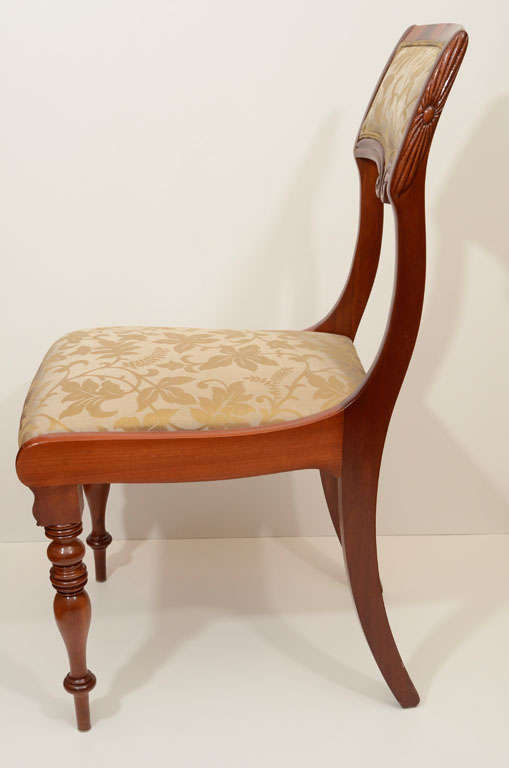 Set of Six Mahogany Dining Chairs For Sale at 1stDibs